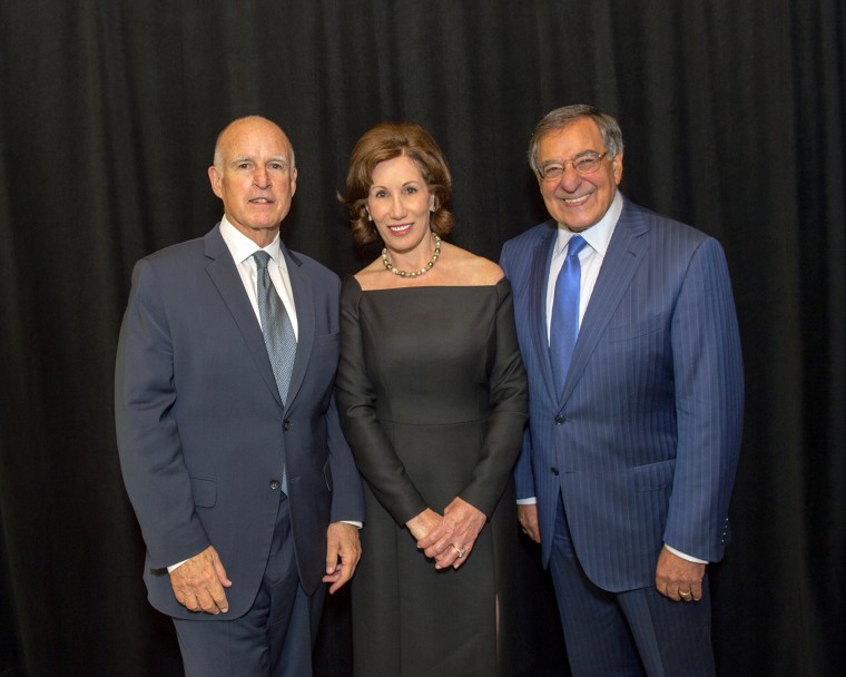 Leon Panetta | Academy of Achievement