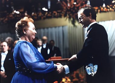 Gertrude B. Elion, M.Sc. | Academy of Achievement