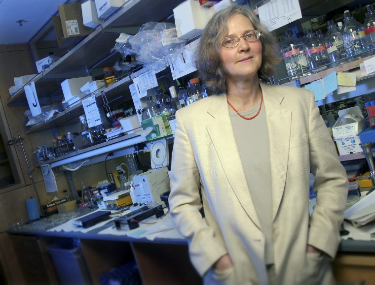 Elizabeth Blackburn, Ph.D. | Academy of Achievement