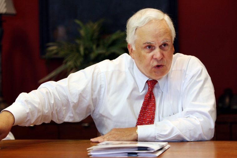 Frederick W. Smith | Academy of Achievement