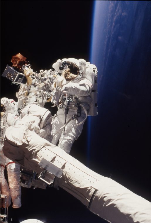 Story Musgrave, M.D. | Academy of Achievement