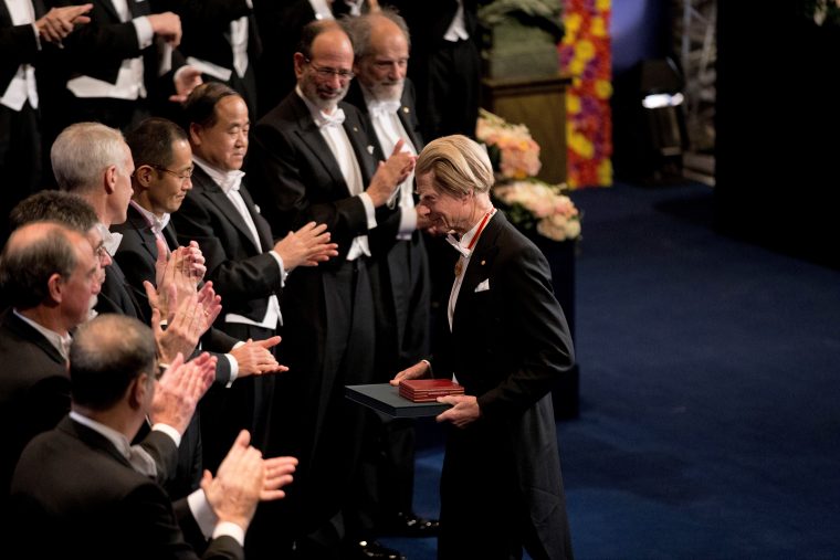 Sir John Gurdon | Academy of Achievement