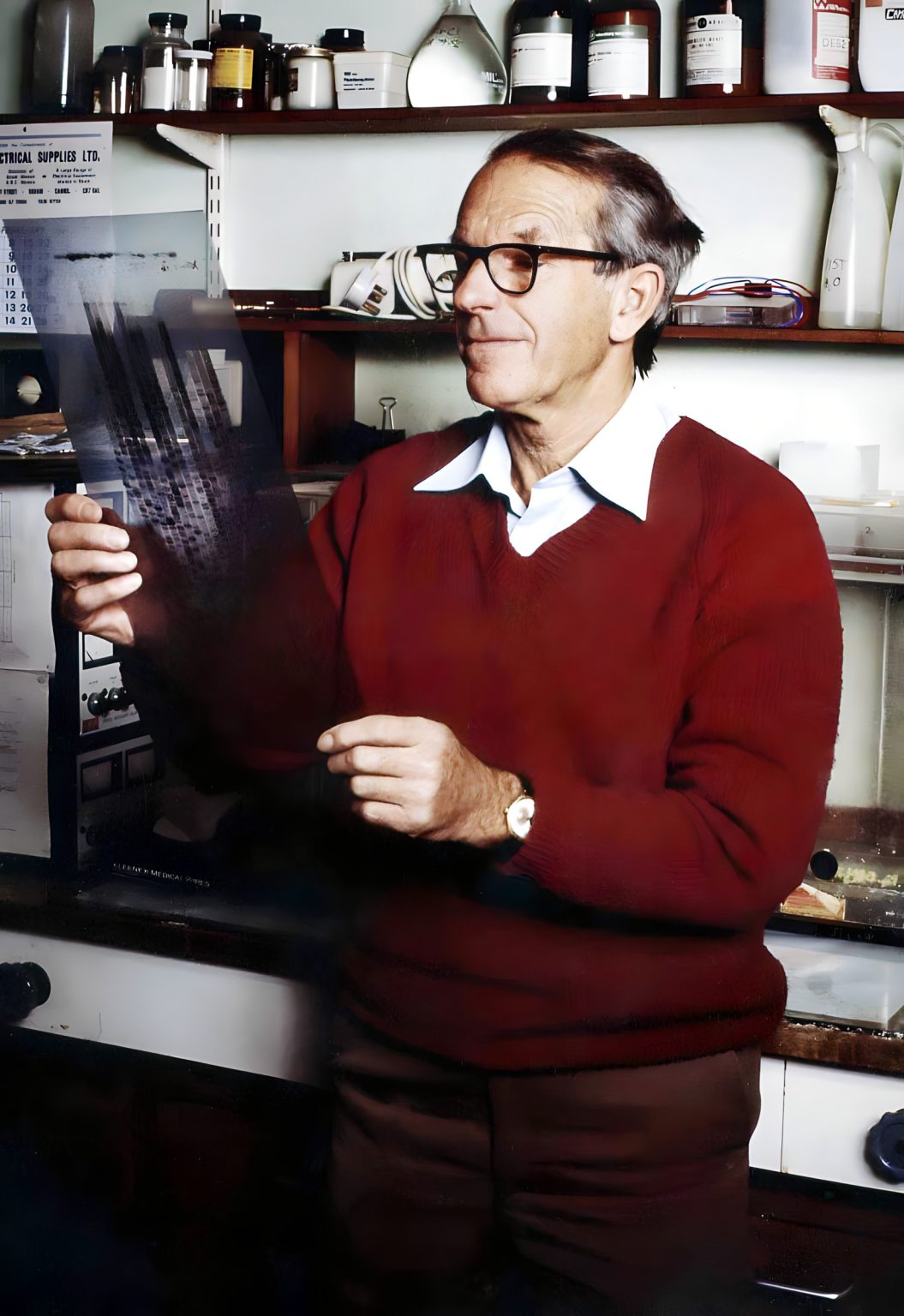 Frederick Sanger, Ph.D. | Academy of Achievement