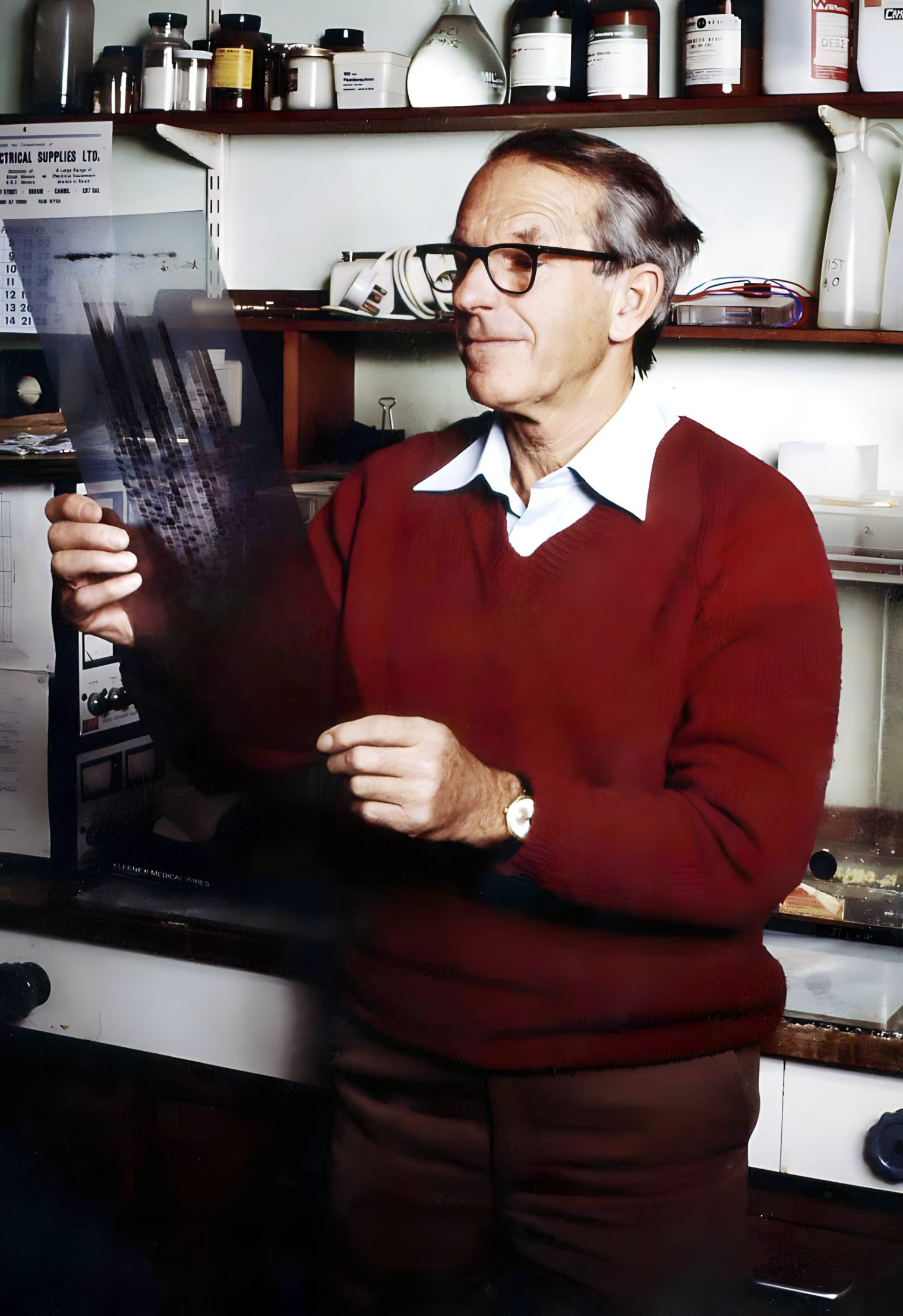 Frederick Sanger, Ph.D. | Academy of Achievement